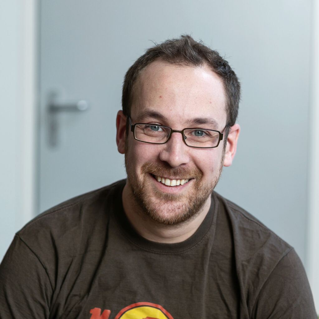 Lecturer Biographies | The Cornell, Maryland, Max Planck Pre-doctoral ...